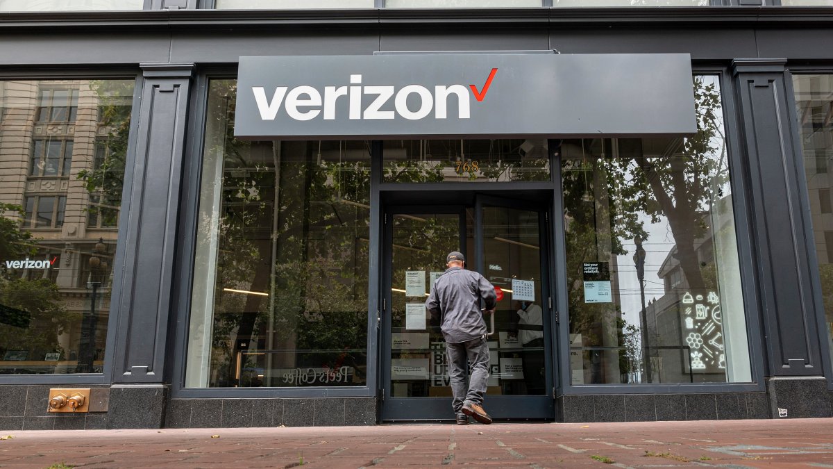 Verizon subre salario mínimo y ofrece incentivo para empleados ...