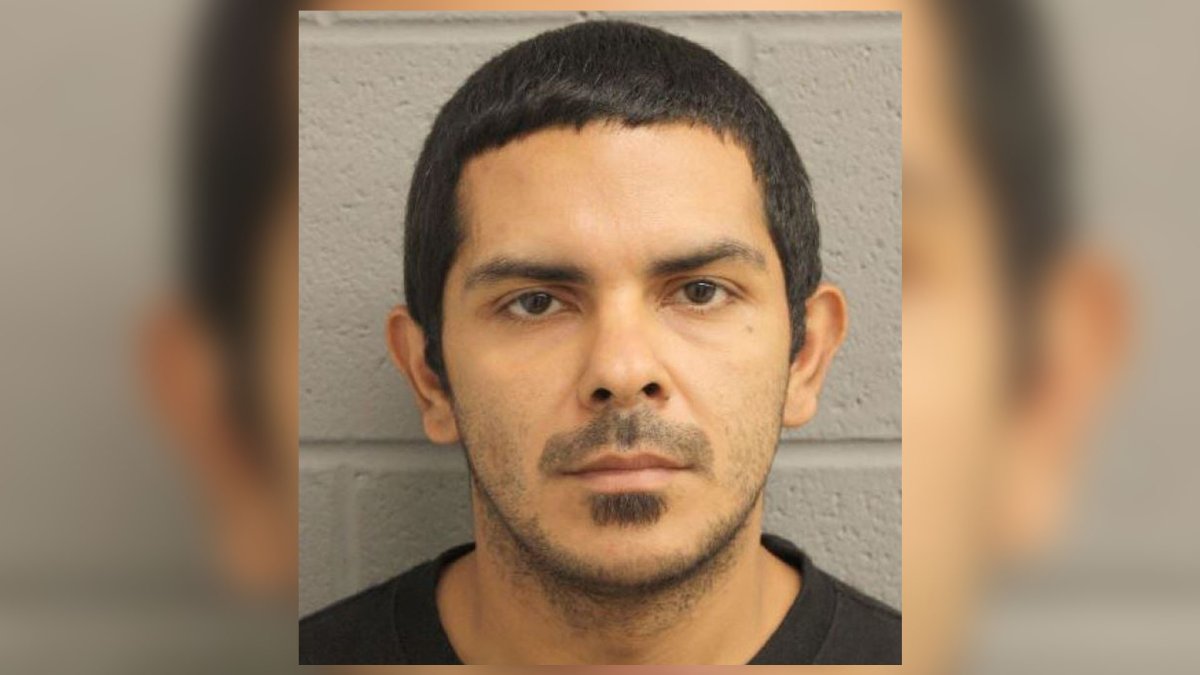 Acusado de robar más de 170 buzones de correo – Telemundo Houston