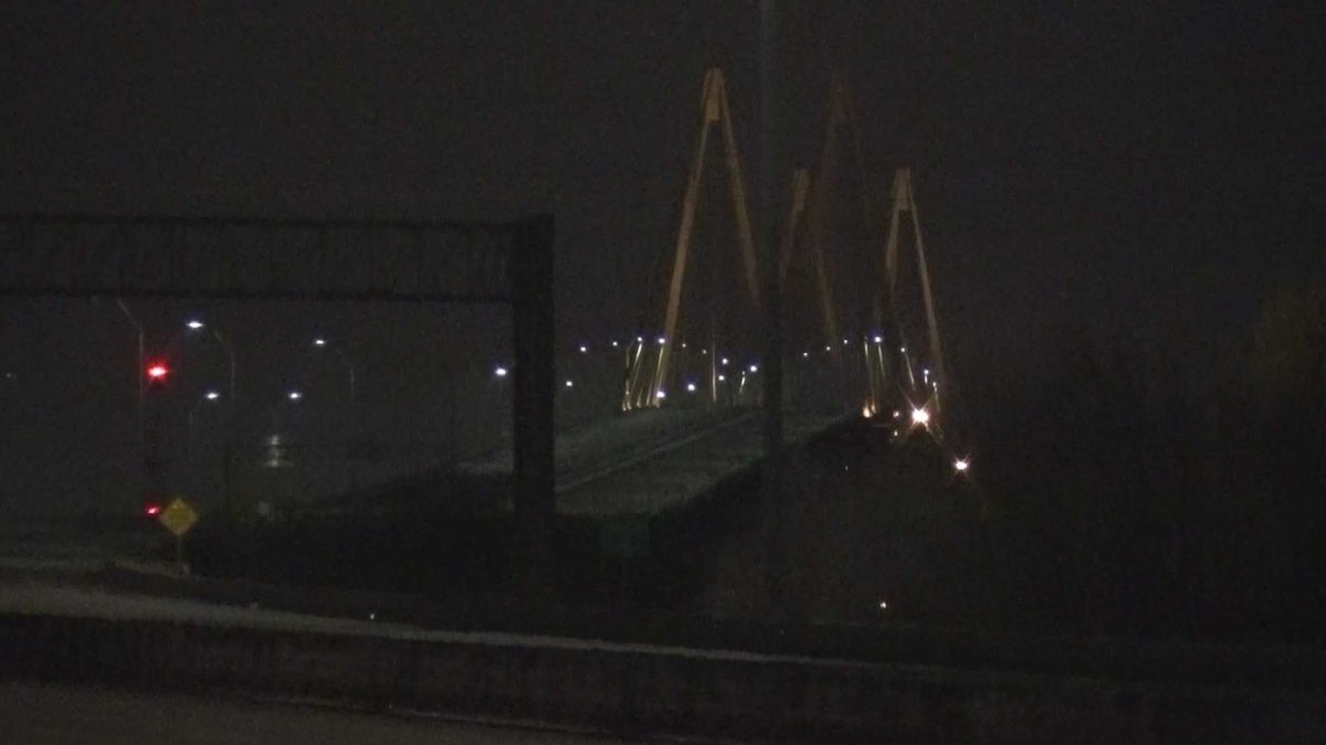 Choque mortal en contravía en el Fred Hartman Bridge – Telemundo Houston