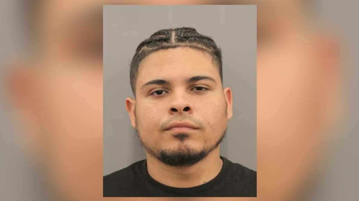 Houston: acusado de golpear a novia embarazada en piscina – Telemundo ...