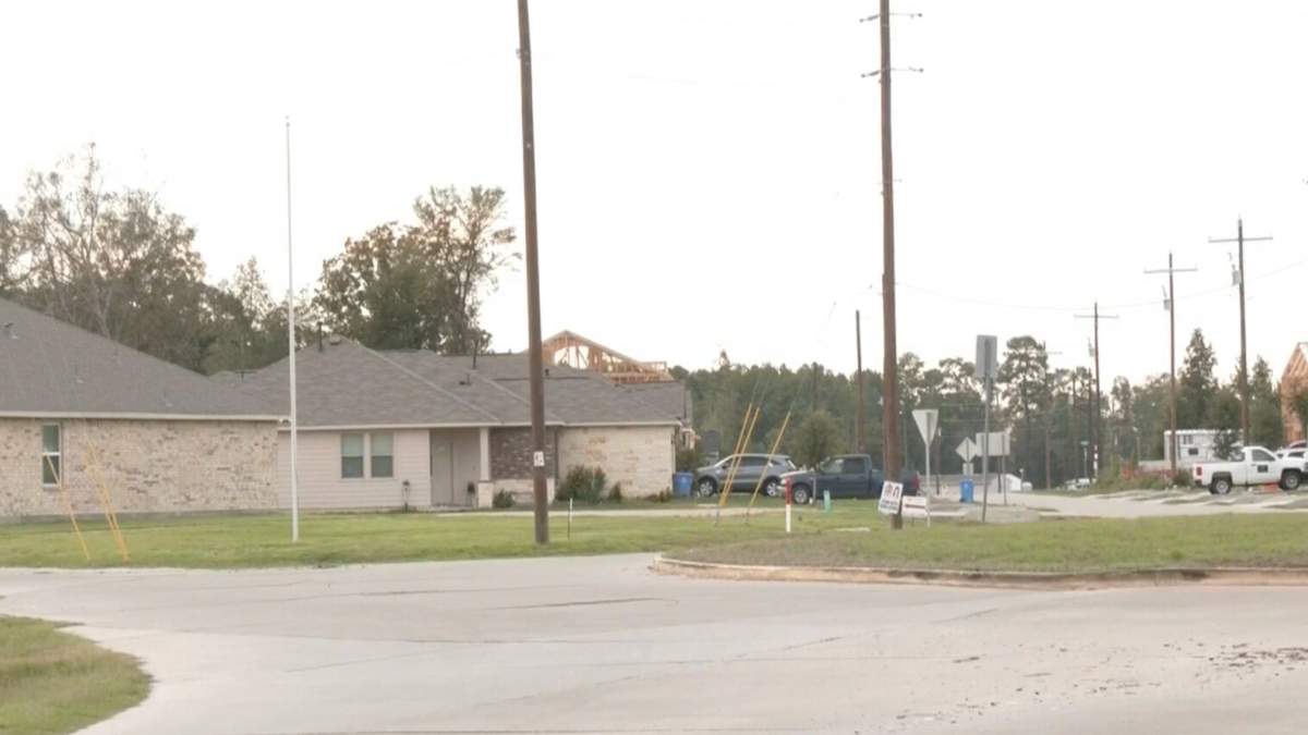 Residents de Colony Ridge reaccionan a críticas sobre inmigrantes ...