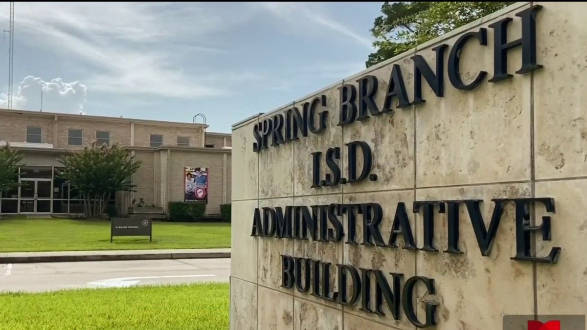 Cerrarán dos escuelas en barrios hispanos de Spring Branch – Telemundo ...