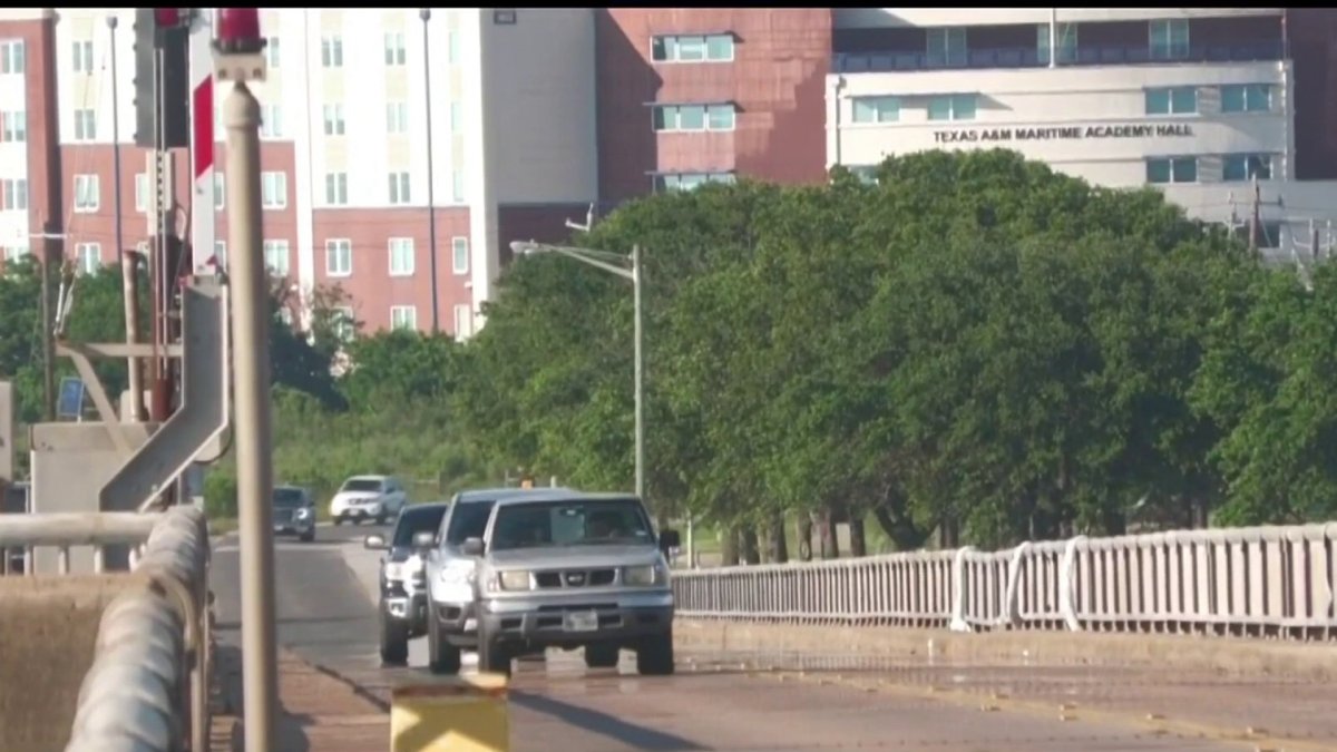 Reabren puente en Pelican Island tras permanecer cerrado por choque de ...