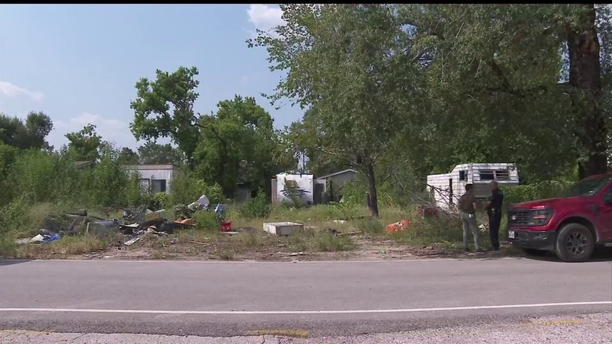 Vecinos de Cloverleaf claman ayuda ante ola delictiva en terreno vacío ...