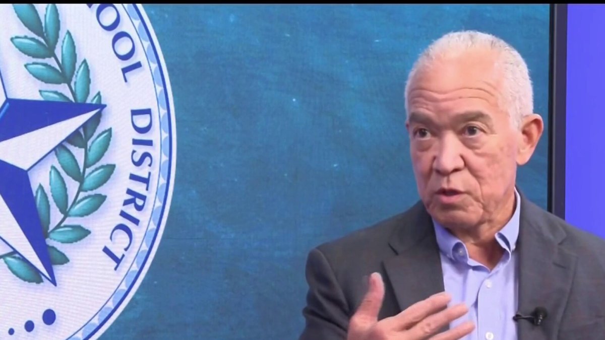 Entrevista con el superintendente de HISD Mike Miles ¿En qué emplearán ... Entrevista con el superintendente de HISD Mike Miles ¿En qué emplearán ...