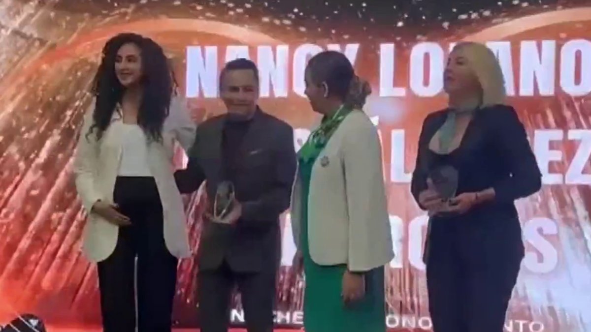 Video Reconocen a periodistas de Telemundo Houston por su labor ...